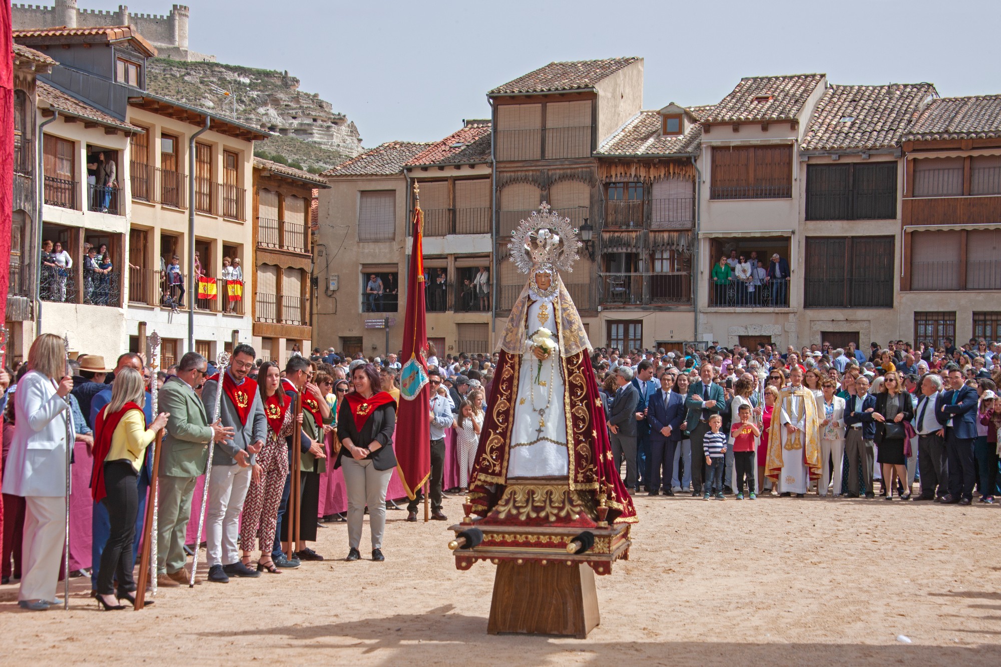 La Bajada del Ángel en Peñafiel | Portal de Turismo de Castilla y León